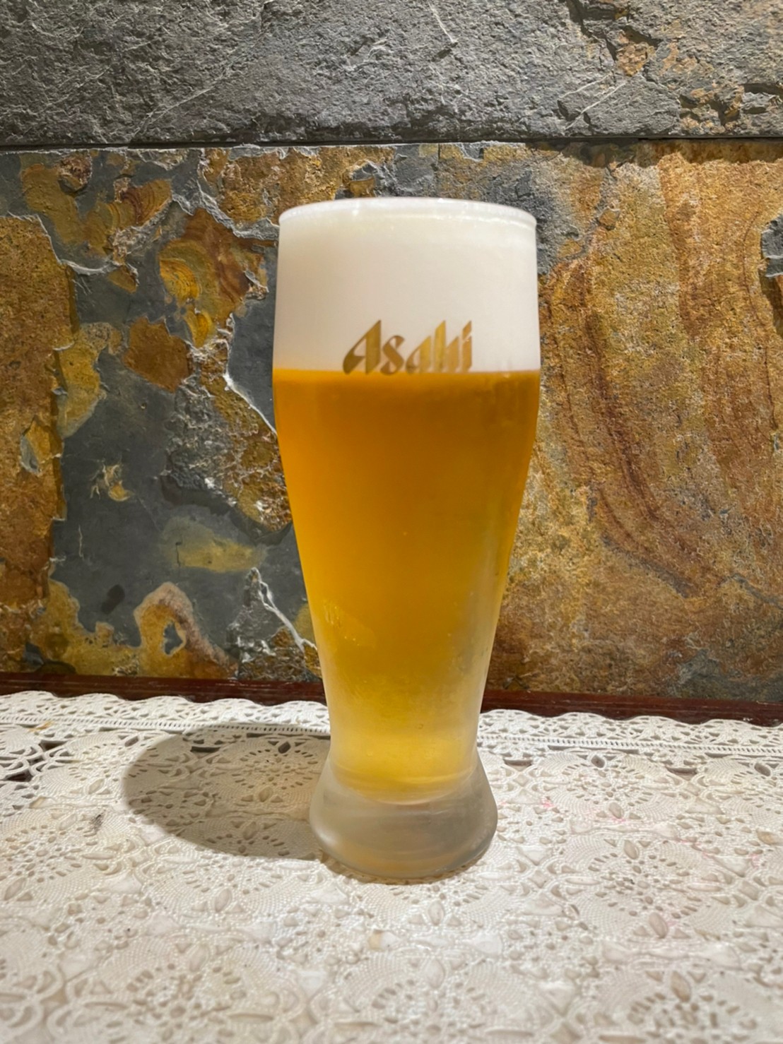 アサヒ生ビール(小)・Asahi Draft Beer (Small)・아사히 생맥주 (소)・朝日生啤（小杯） - 南たこ梅