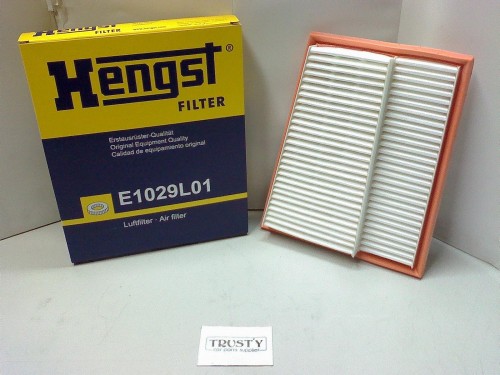 BENZ エアーエレメント E1029L01 HENGST LX1850/1 C25004 6420942104 - (トラスティ ...